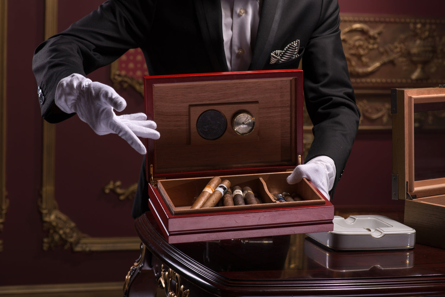 All About Propylene Glycol, The Correct Humidor Liquid – Refined ...